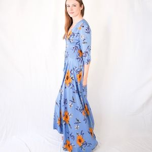 Jaase | Dresses | Jaase Harlow Floral Print Blue Indiana Maxi Dress ...